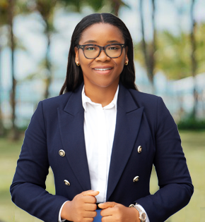 About us | Adenia - Committed to responsible investing.